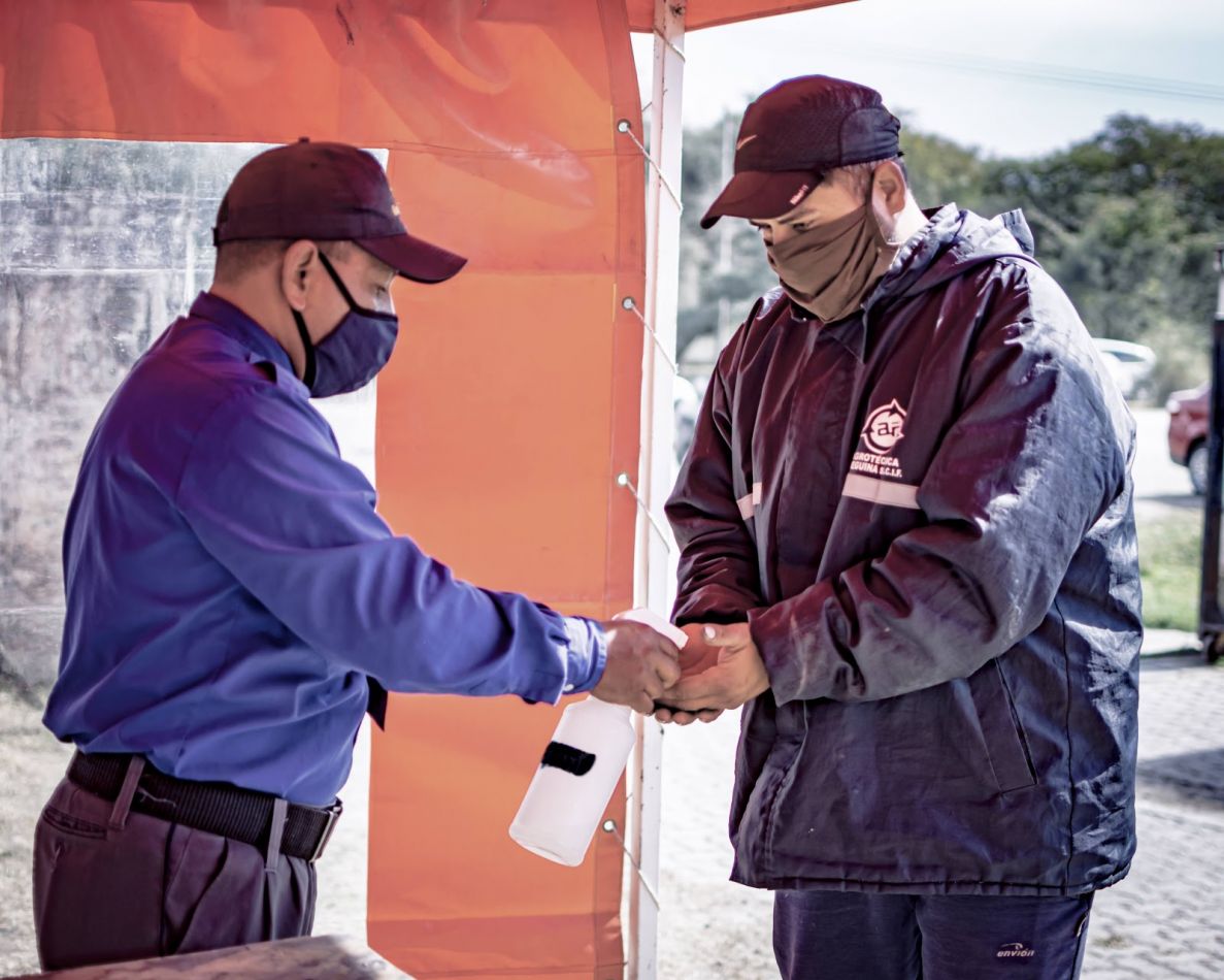 Covid-19: reforzaron los controles de prevención a empleados de Higiene ... Covid-19: reforzaron los controles de prevención a empleados de Higiene ...