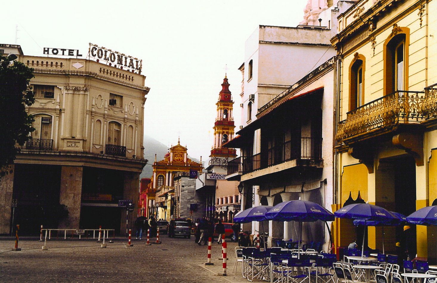Se viene un nuevo centro para Salta: sin colectivos ni cableado ni ...